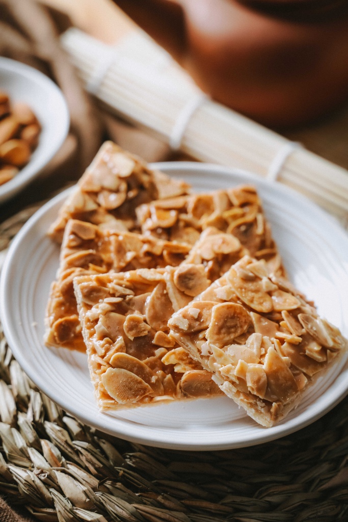 Crunchies and Munchies Series – The Cookies General